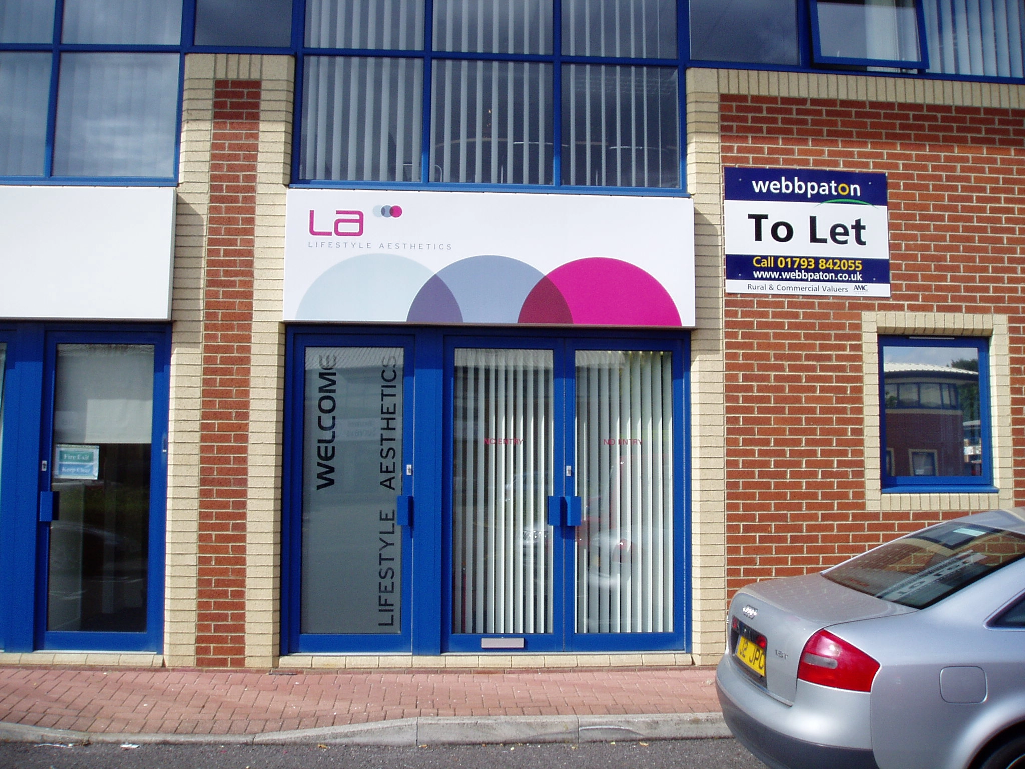 Shop Front Signs | Shop Fascia | T Signs Salisbury UK