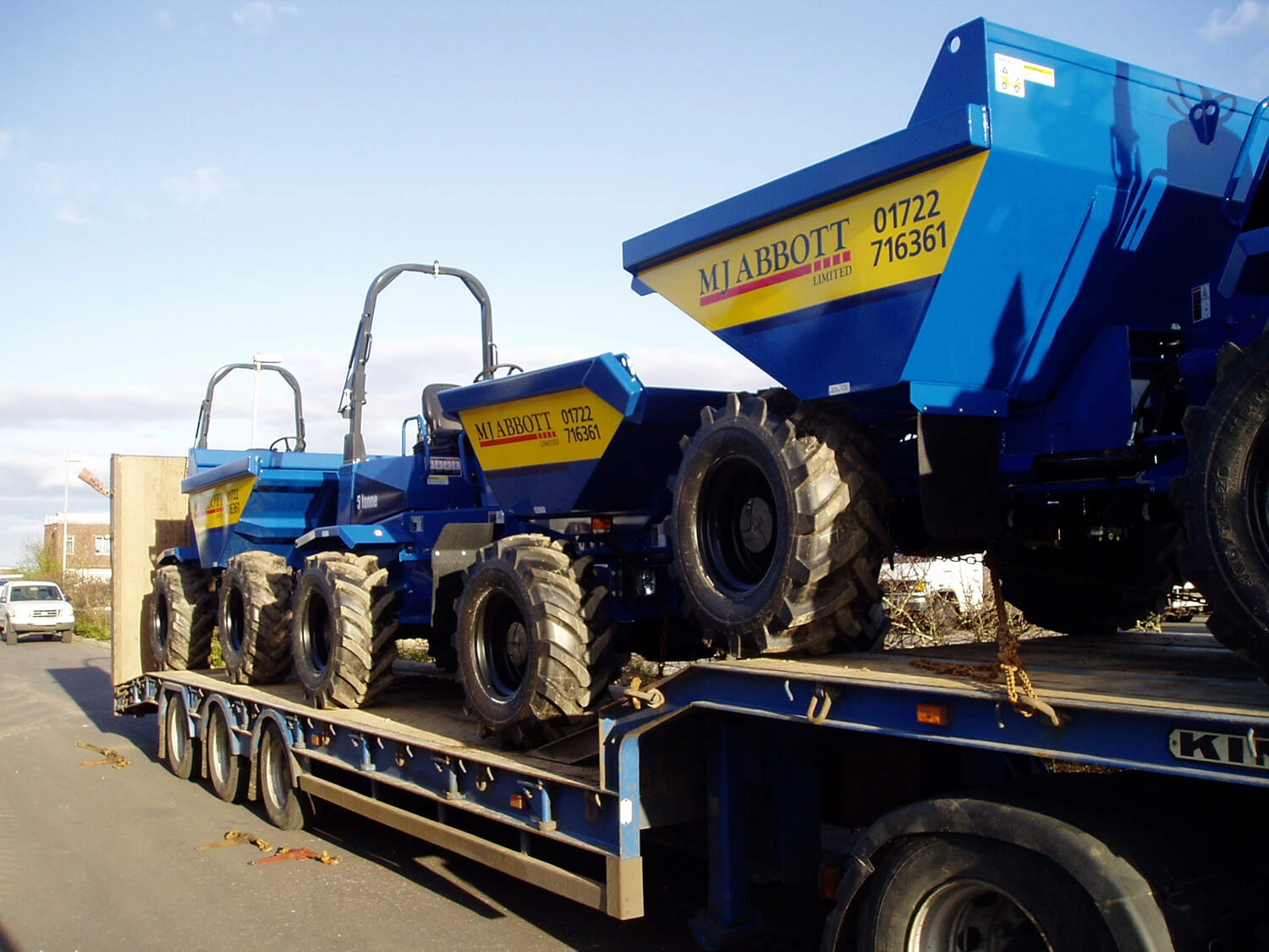 Vehicle Graphics | T Signs | Salisbury | UK