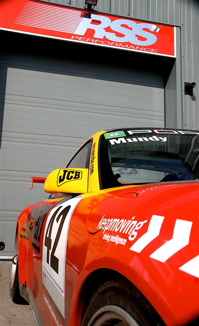 Vehicle Graphics | T Signs | Salisbury | UK